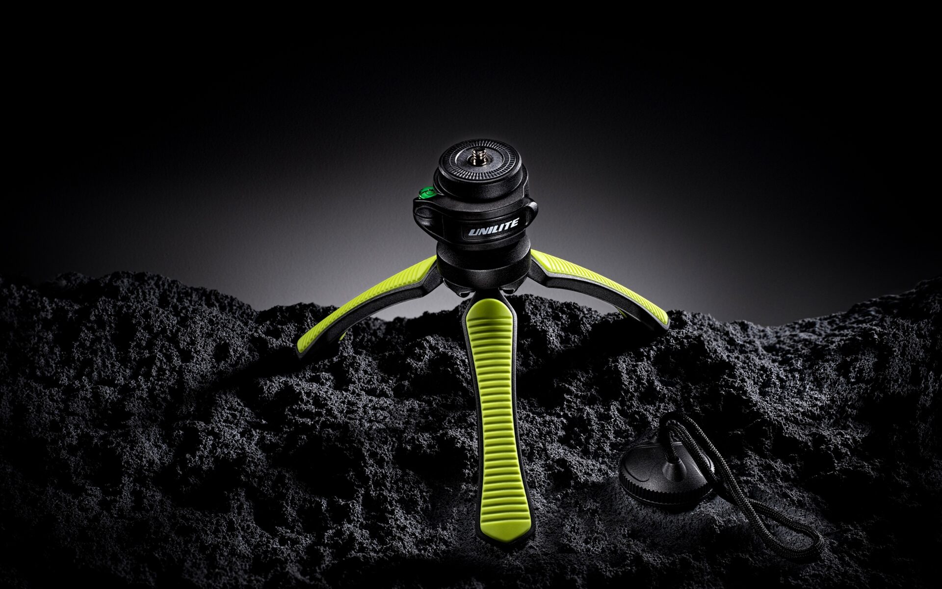 What is a work light tripod? - Unilite UK
