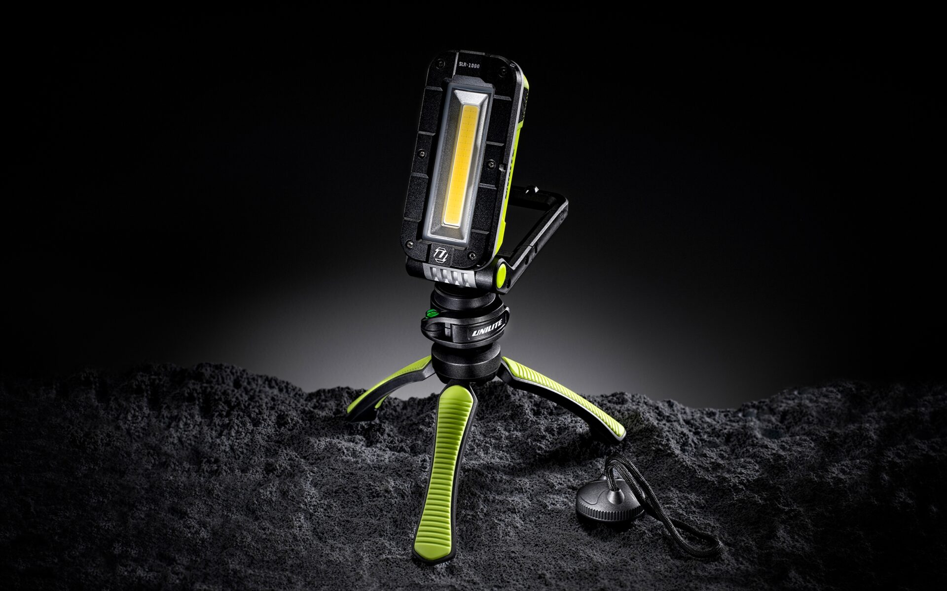 What is a work light tripod? - Unilite UK